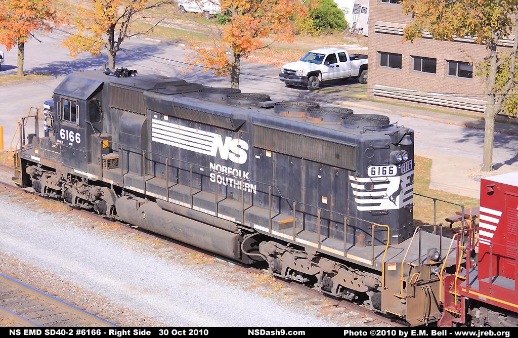 NS Locomotive Detail Photos - EMD SD40-2 #6166